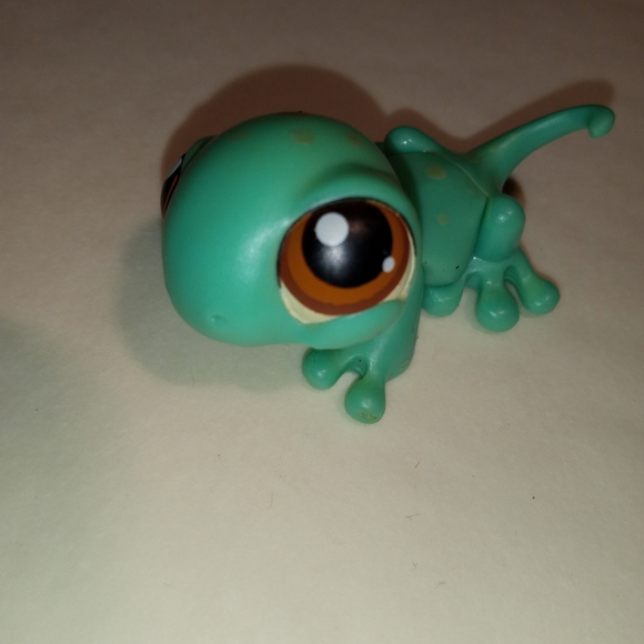 Hasbro | Toys | Lps Littlest Pet Shop Lizard Gecko Blue Green Brown ...